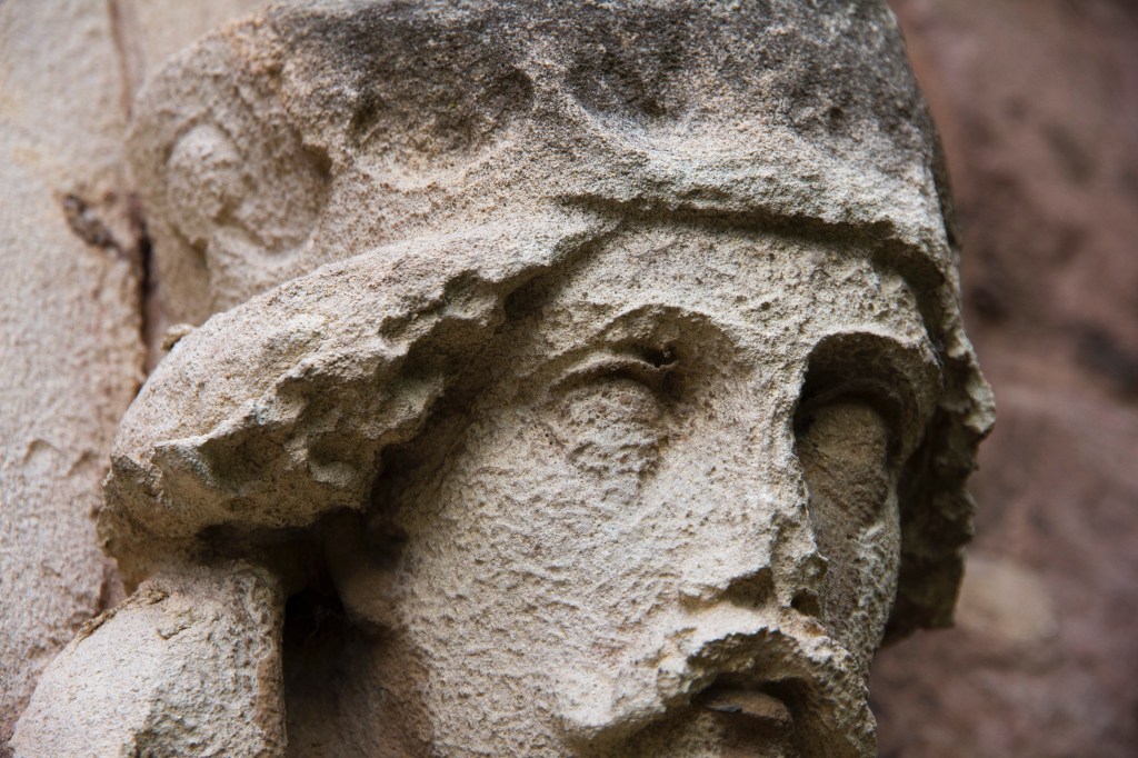 External Stone Carving King – Religion Resources