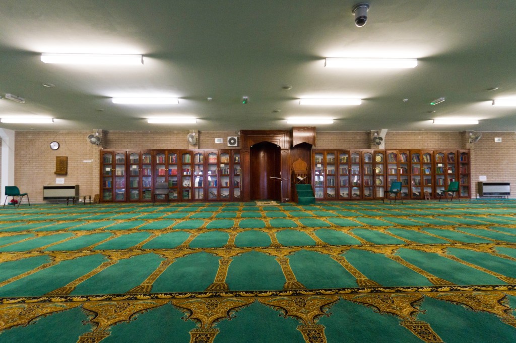 Main Prayer Hall – Religion Resources